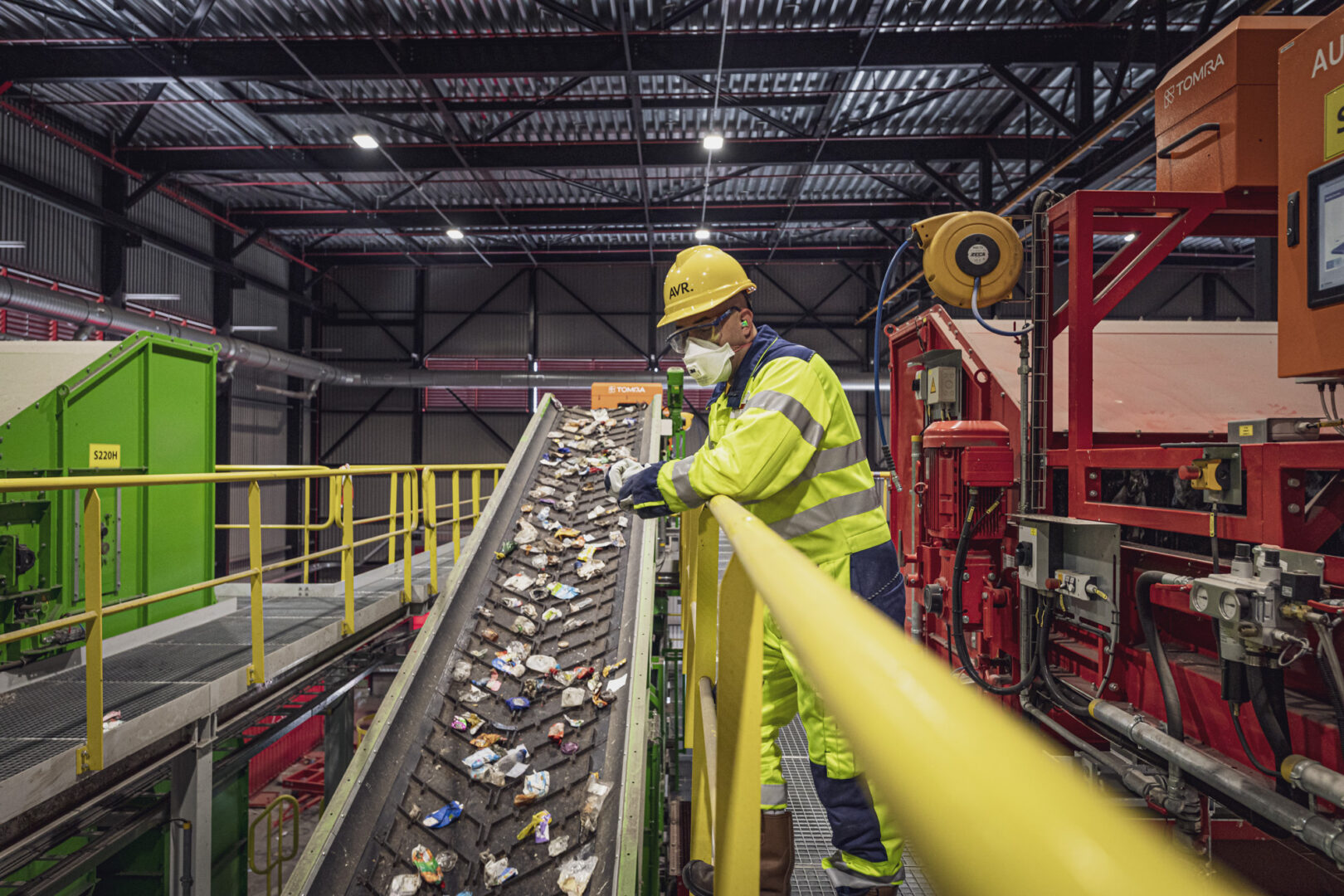 PRESS RELEASE AVR separates raw materials from residual waste with new ...